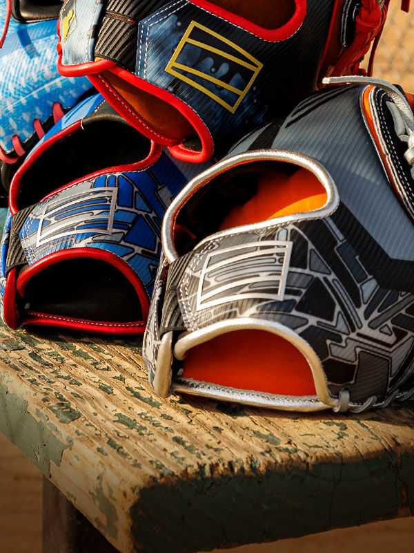 Rawlings Sporting Goods | The Official Glove Of MLB® | Rawlings