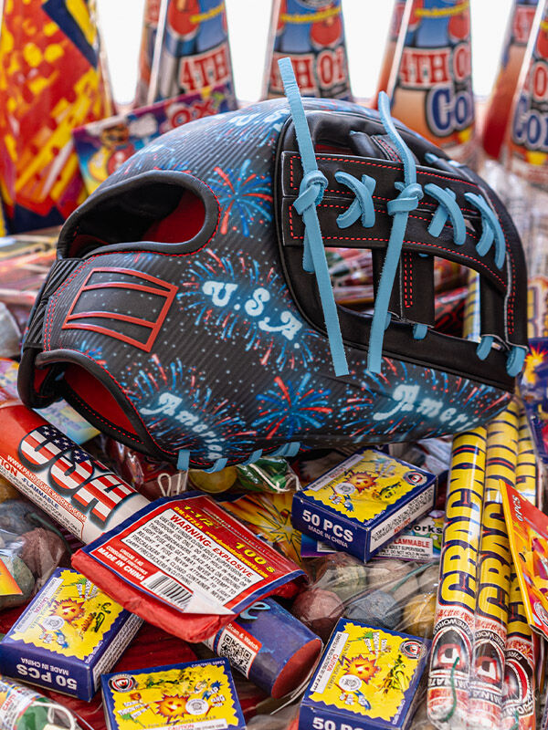 Rawlings Sporting Goods | The Official Glove Of MLB® | Rawlings